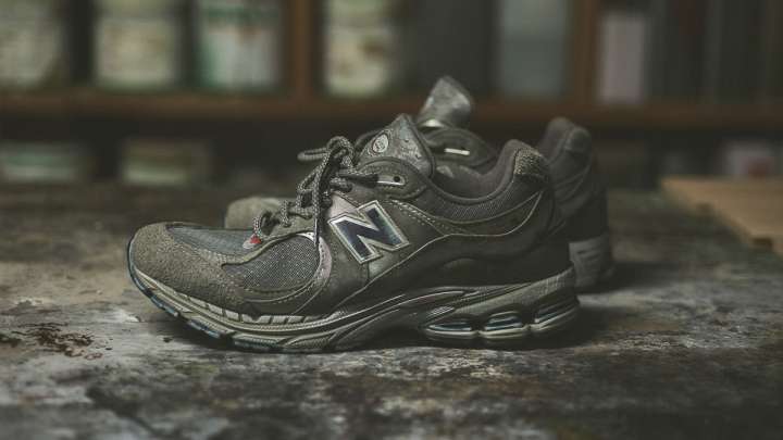 ヴィンテージ加工を施したプレミアムなNB「2002R」誕生！ | ＆GP