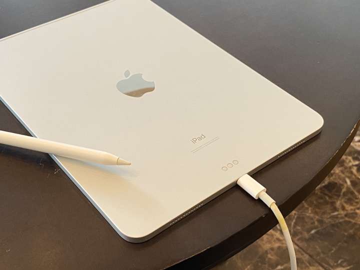 iPadのUSB-Cってどんな仕様だっけ？ 新iPhoneのUSB-Cに見合うiPadをチェック｜iPad Hacks | GoodsPress Web - Part 2