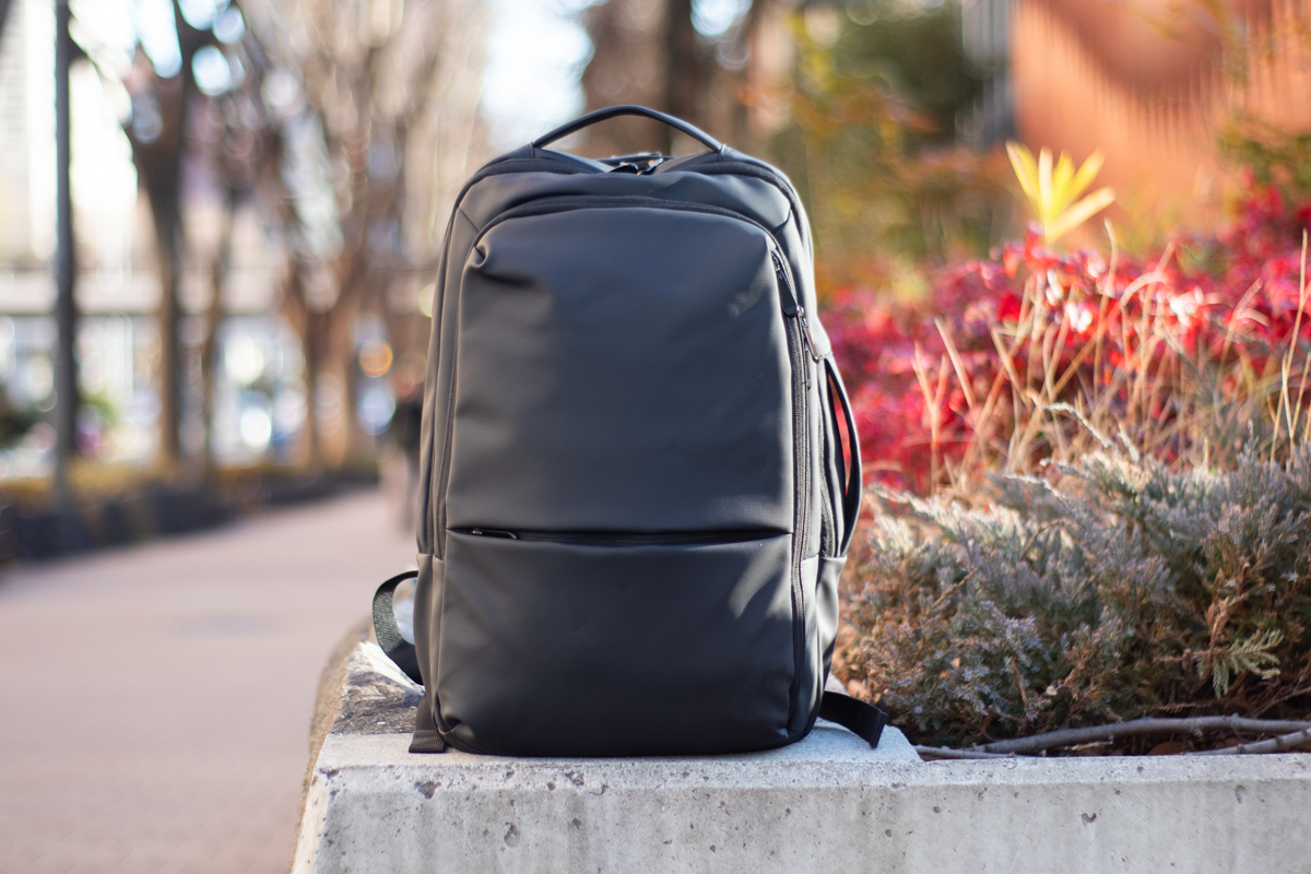 これが3000円台って反則でしょ…。"スリコ"のビジネスリュックの完成度が想像以上だった話 | GoodsPress Web